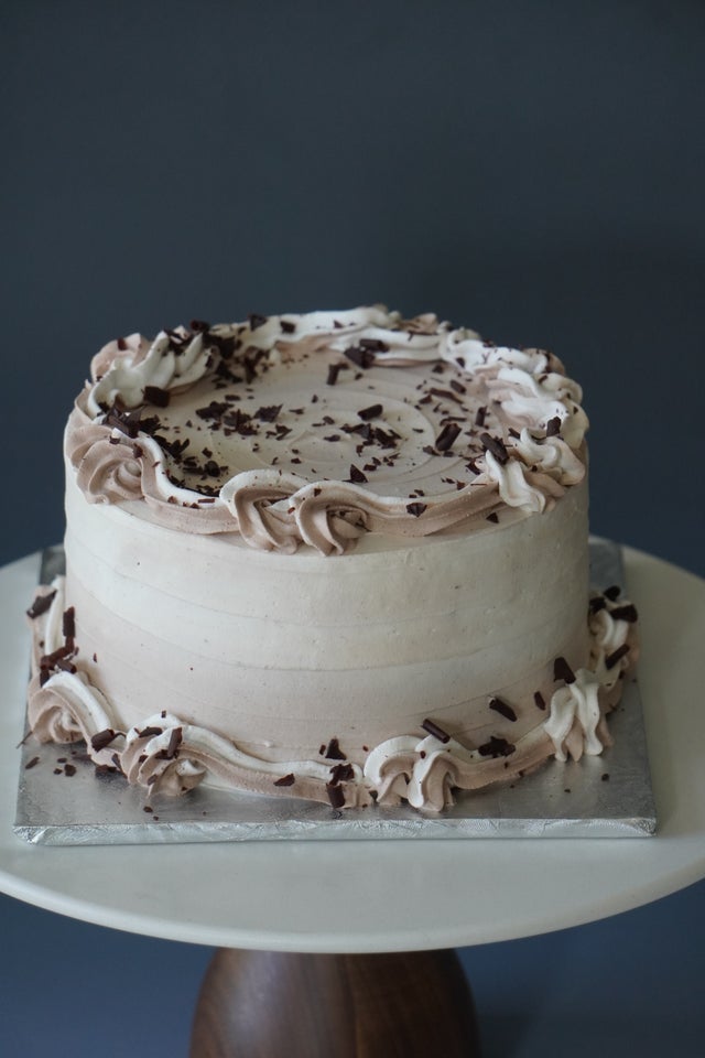 Order Best Eggless Custom Cakes in Calgary | Same-Day Delivery | Kinni ...