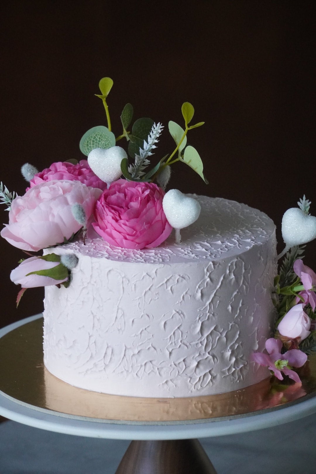 Elegant Anniversary Cake with Romantic Peonies - Custom Designs | Kinni ...