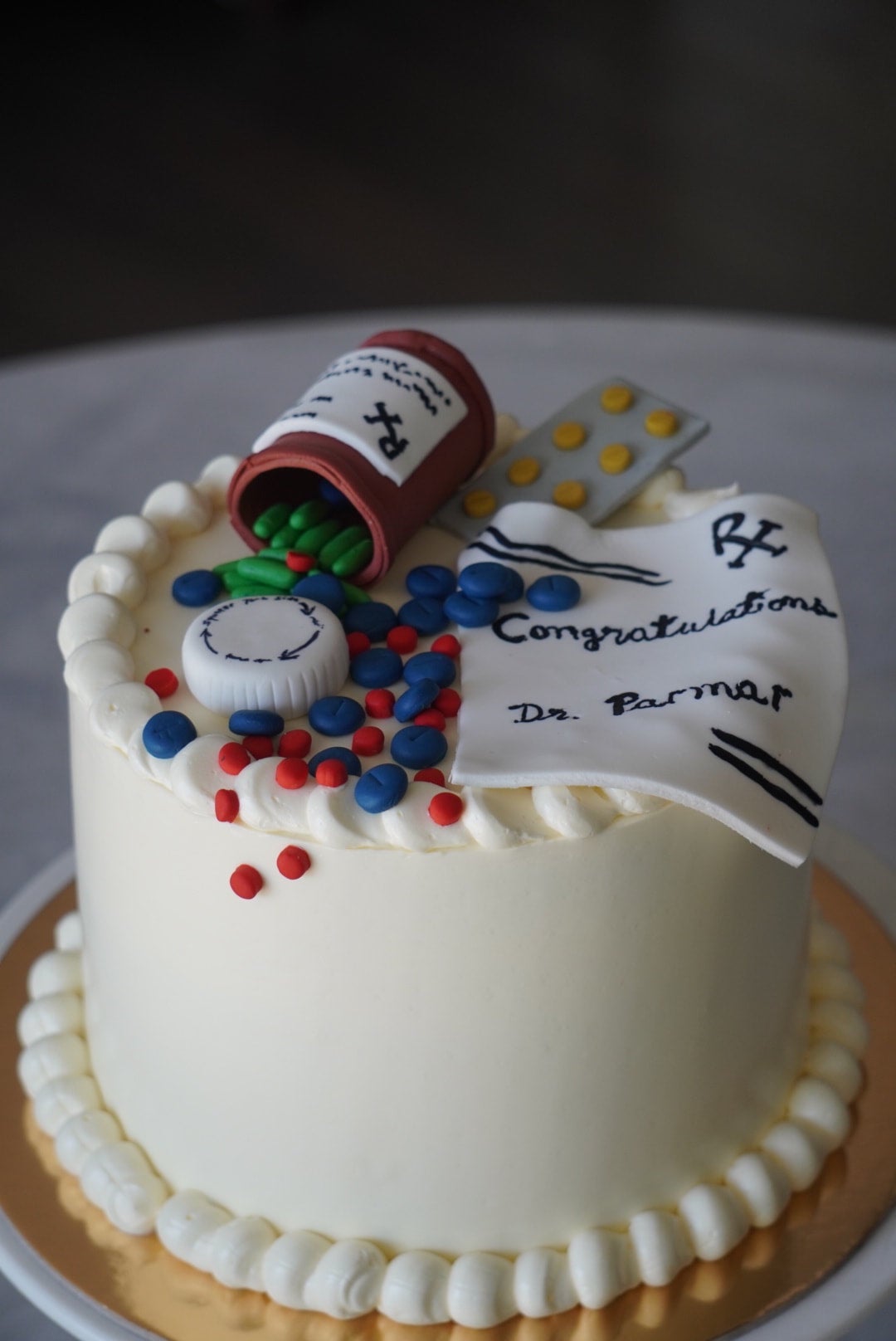 Custom Pharmacist-Themed Cake Toppers - Celebrate Your Success | Kinni ...