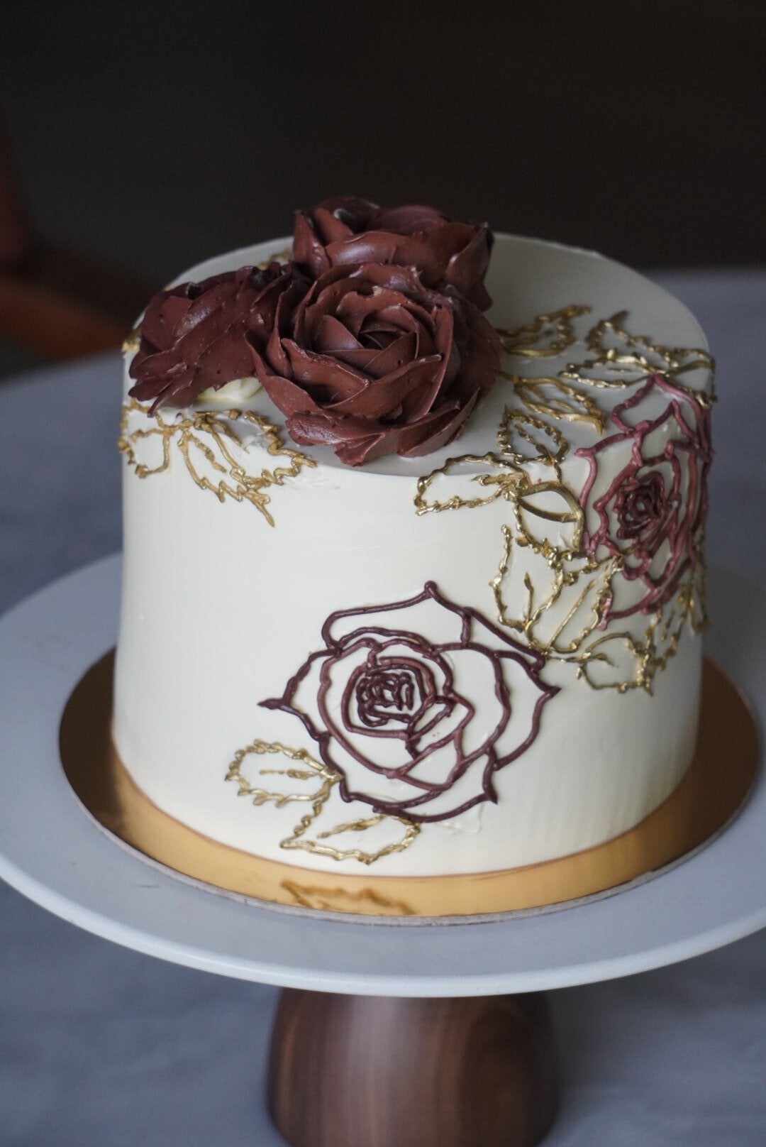 Custom Wedding Cake with Hand-Piped & Buttercream Roses | Kinni Cakery